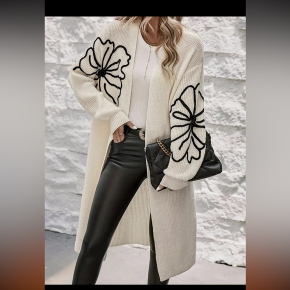 Boutique | Sweaters | 7 Floral Pattern Drop Shoulder Knitted Cardigan ...